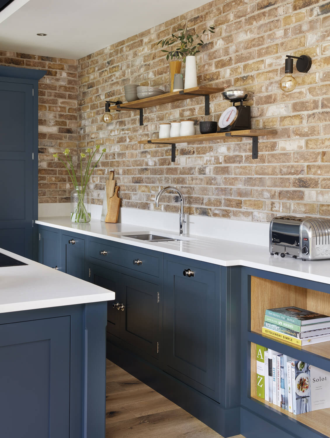 Dark Blue Shaker Kitchen | Luxury Fitted Kitchens | Tom Howley