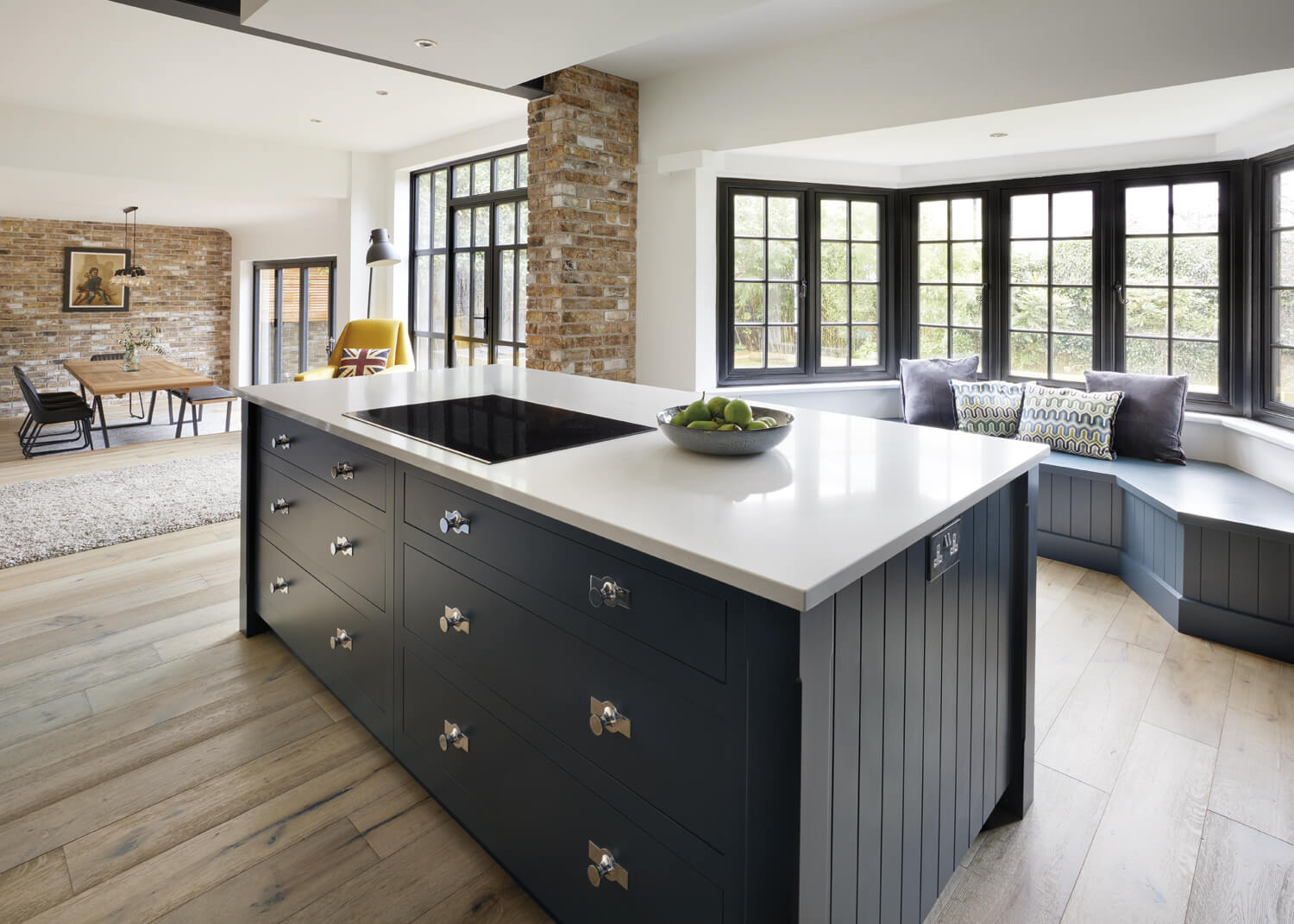 Dark Blue Shaker Kitchen | Luxury Fitted Kitchens | Tom Howley