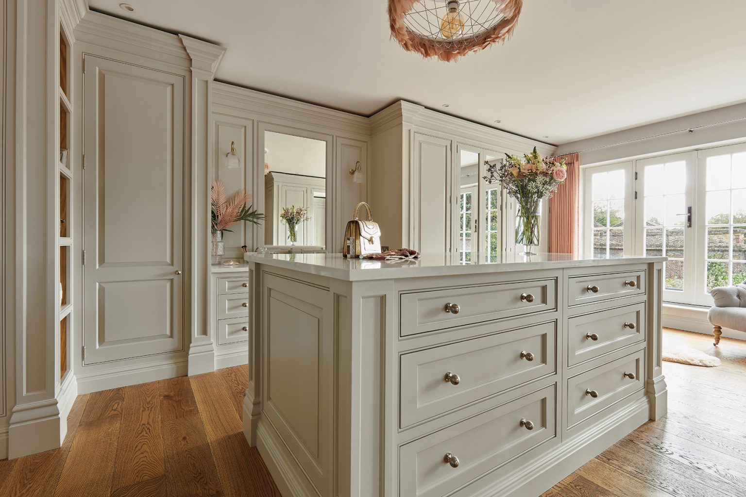 Elegant Dressing Room | Tom Howley