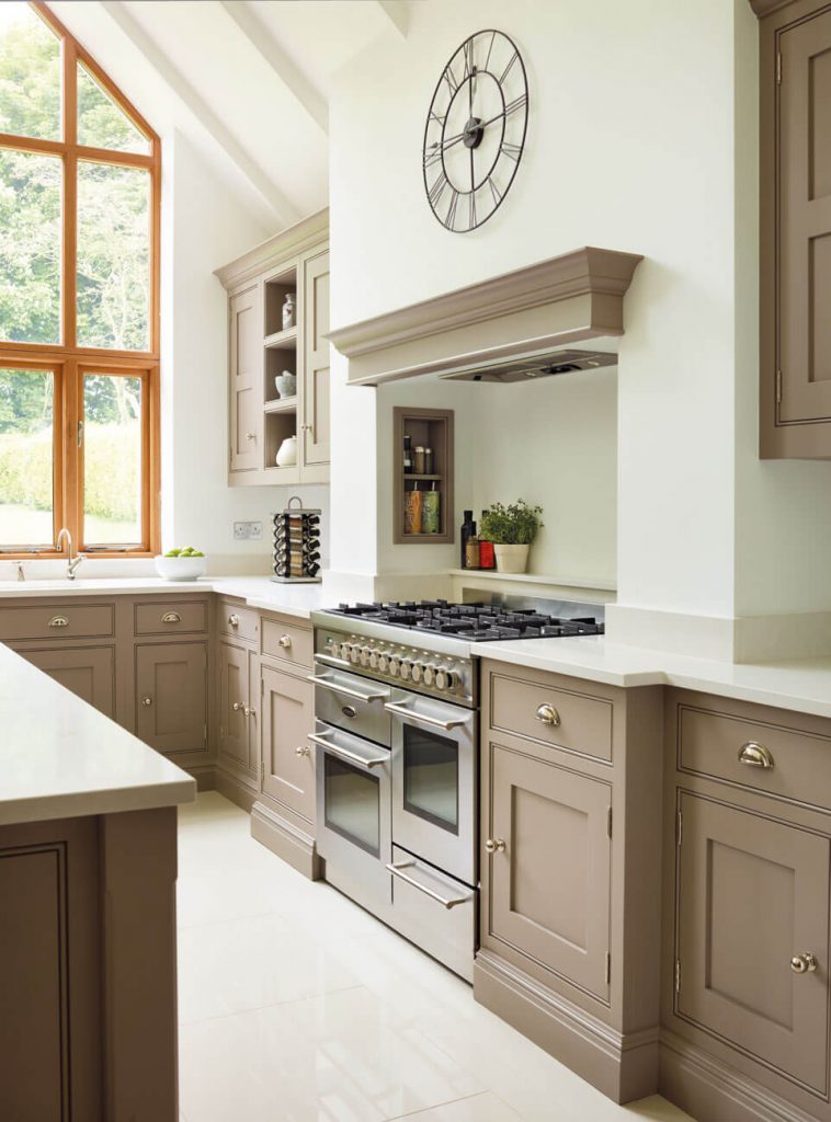 Classic Shaker Kitchen | Tom Howley
