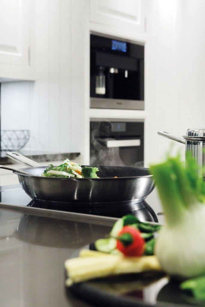 Classic White Kitchen | Tom Howley