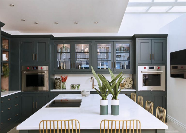 Dark Green Modern Kitchen | Tom Howley