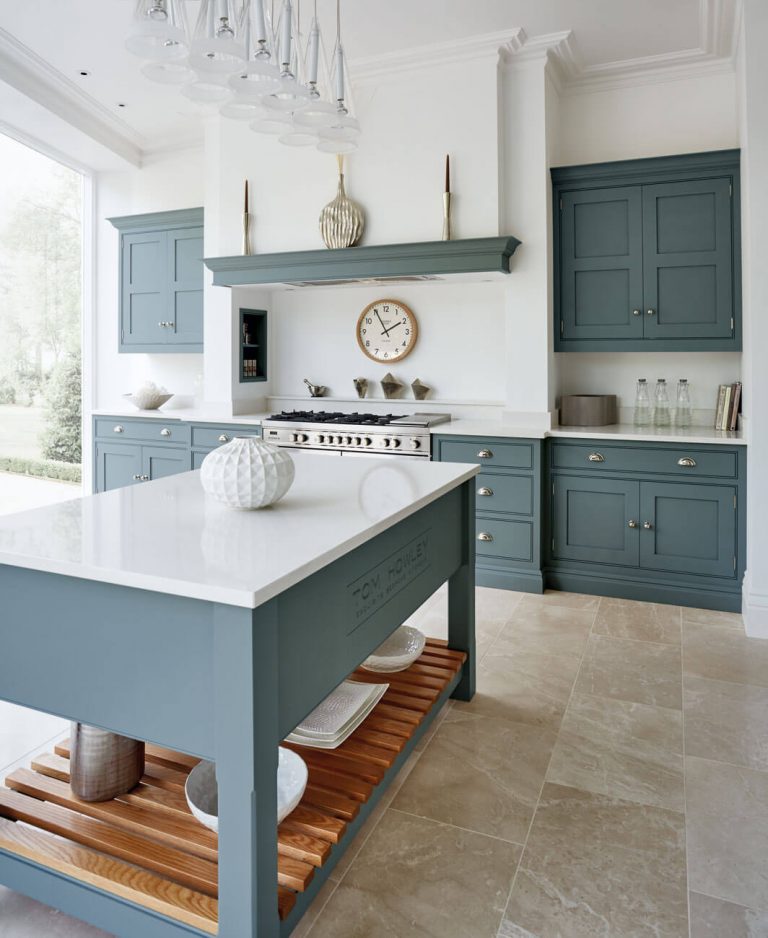 Elegant Blue Shaker Kitchen | Tom Howley