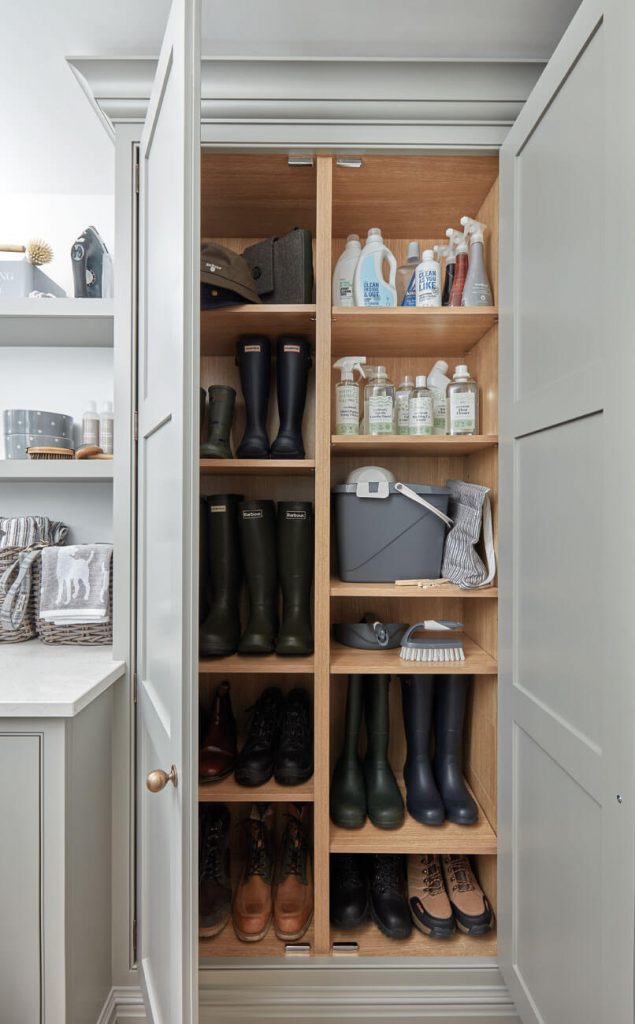 Boot Rooms | Tom Howley