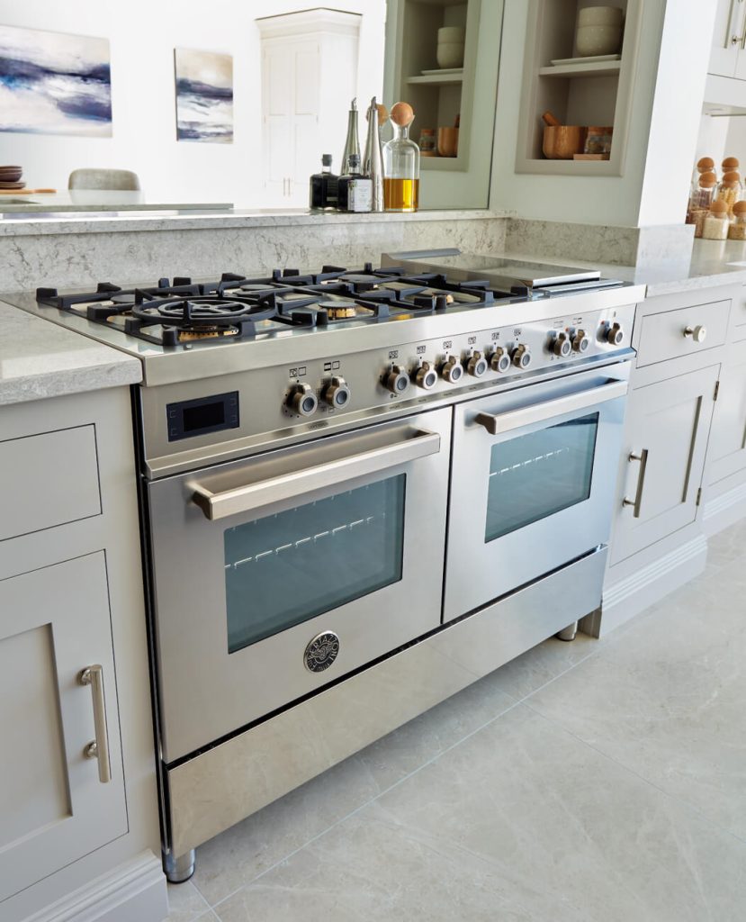 Traditional Shaker Kitchen