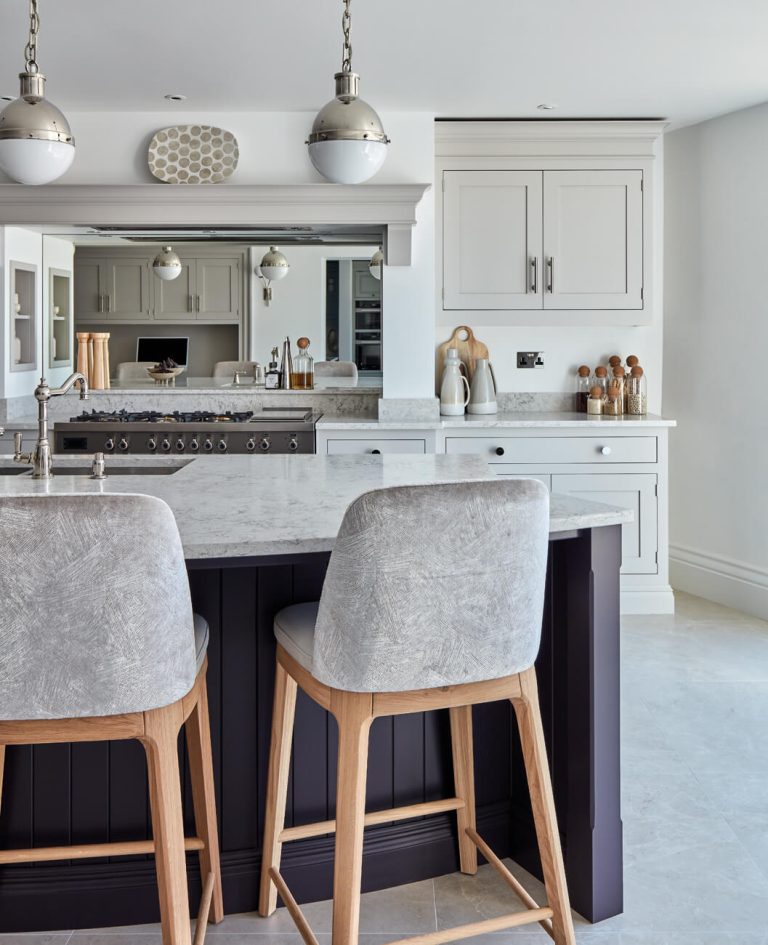 Traditional Shaker Kitchen