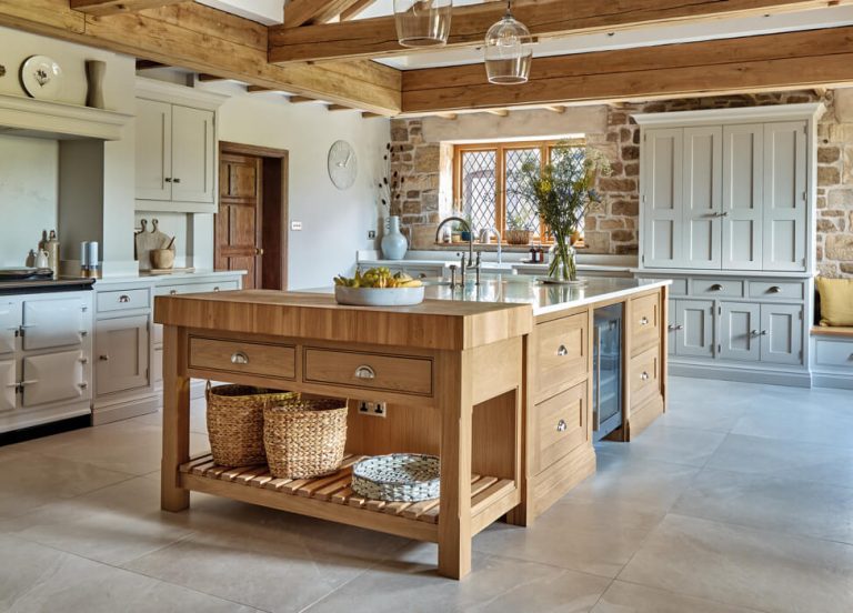 Tom Howley Kitchens and all Living Spaces | Tom Howley