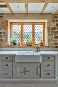 Oak Country Kitchen | Tom Howley