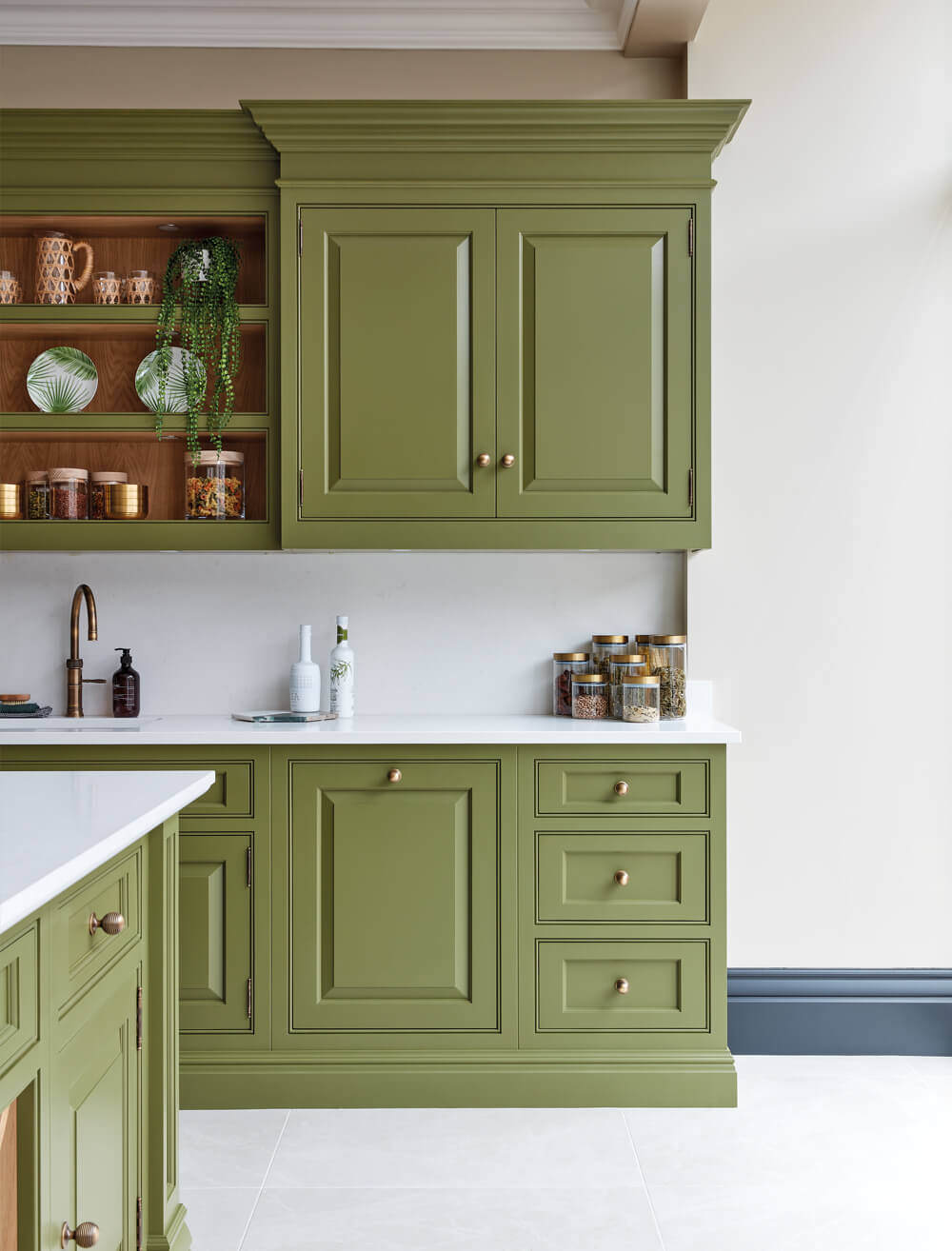 Discover Our Six Tom Howley Kitchen Collections