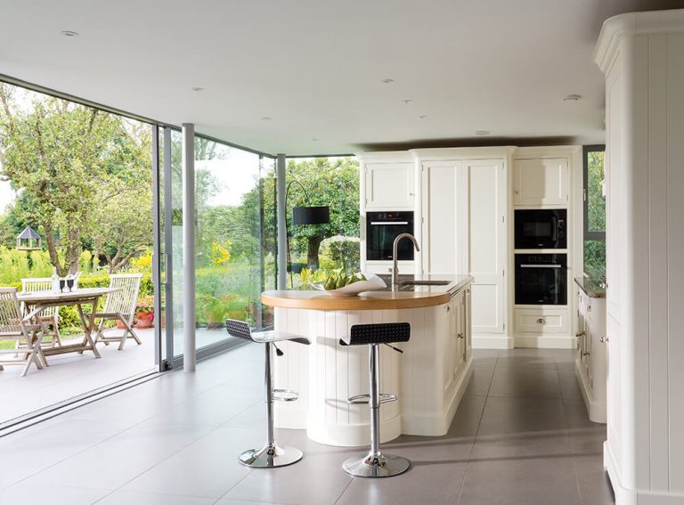 Indoor-Outdoor Kitchen Design - Create a Seamless Transition