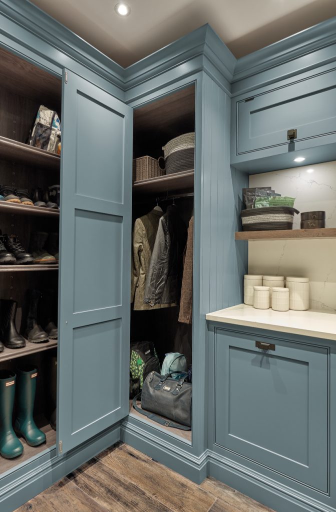 Bespoke Boot Room | Tom Howley